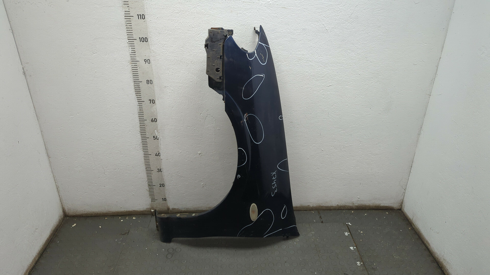 Крыло левое переднее Nissan Almera N16 Б/У