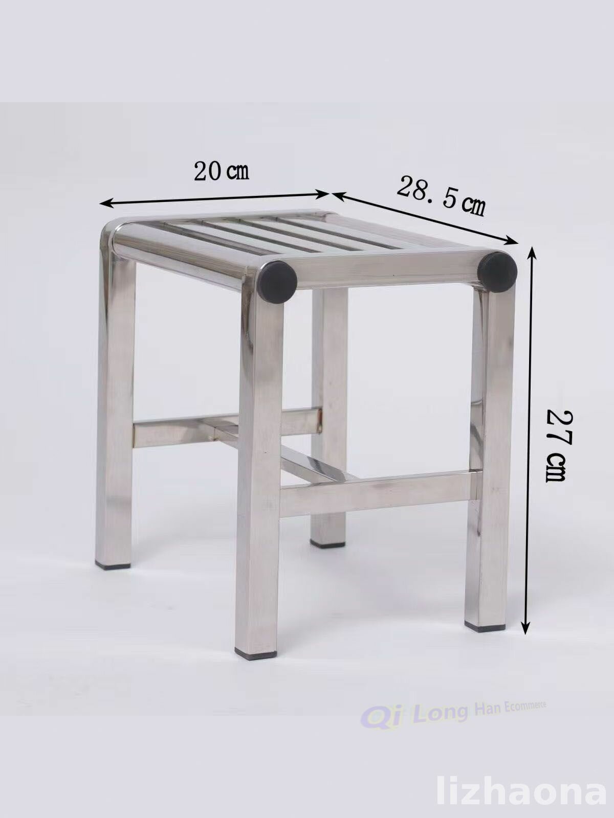 Эксклюзивный цельногнутый табурет малой высоты, обладающий повышенной устойчивостью и противоскользящим покрытием, выполнен из прочной нержавеющей стали.