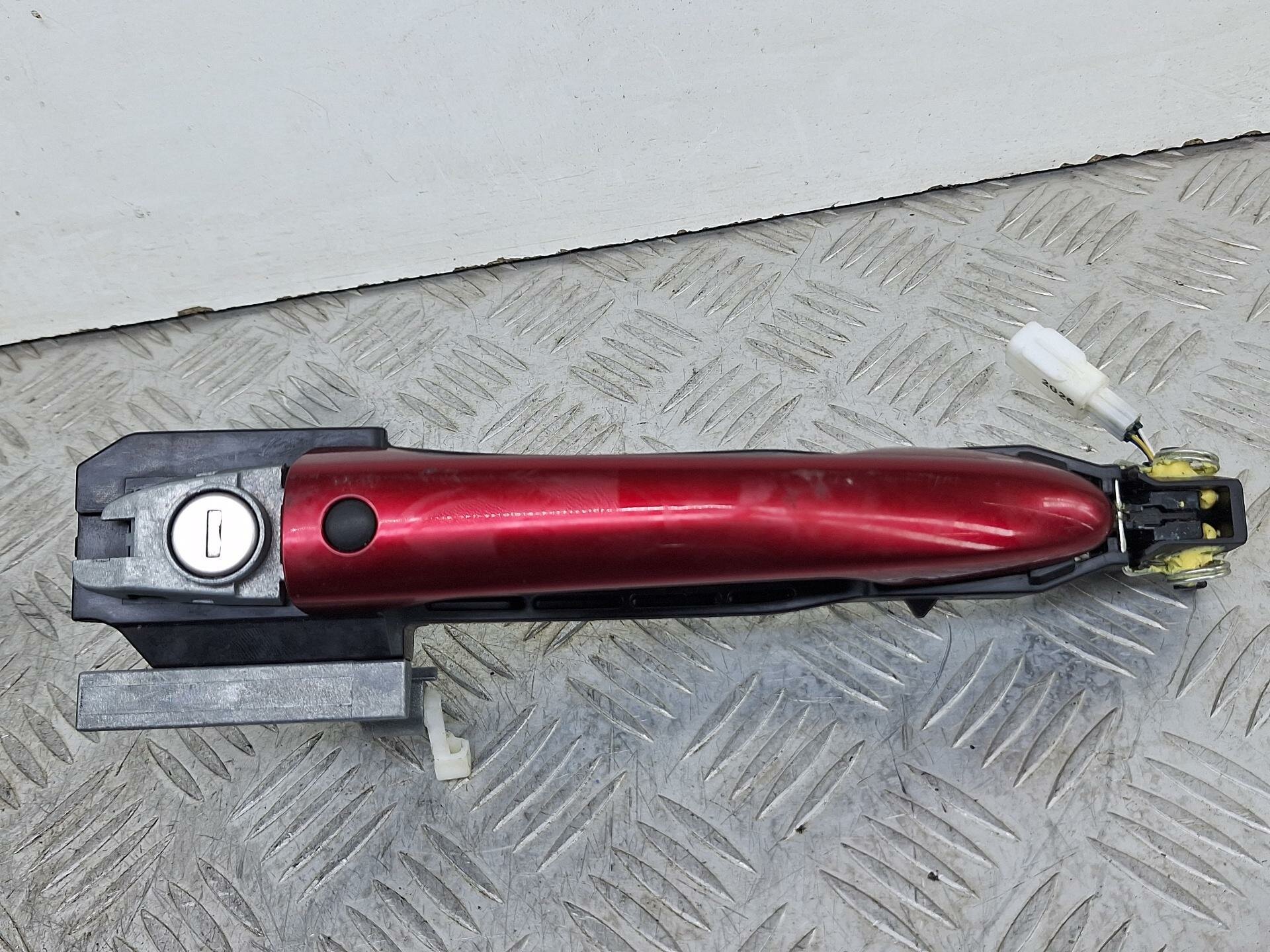 Ручка наружная двери передней левой Mazda 6 3 2-й рест. 2020