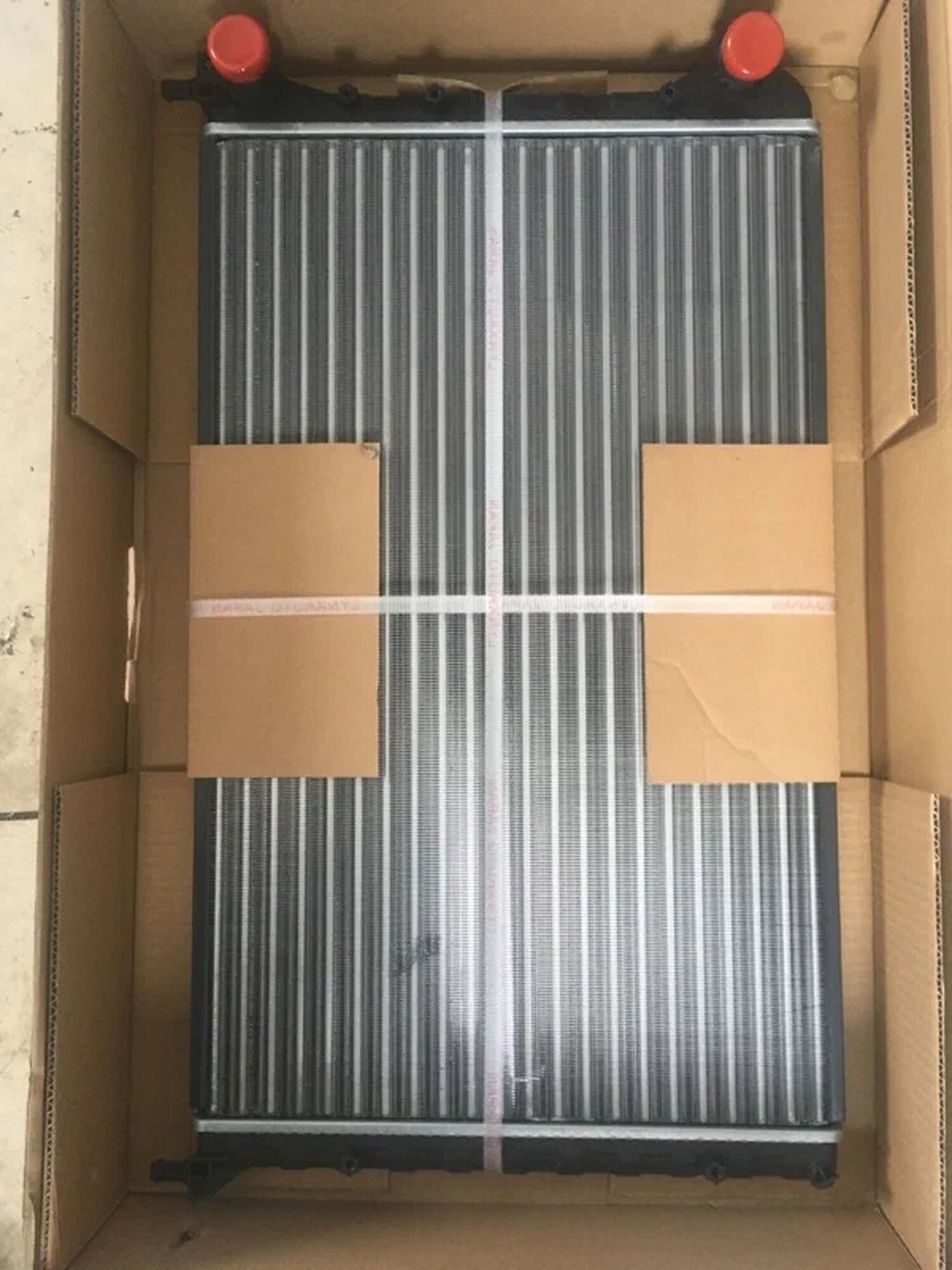 Радиатор охлаждения LYNX, для Fiat Doblo 2005-20015, 350A1000, Япония