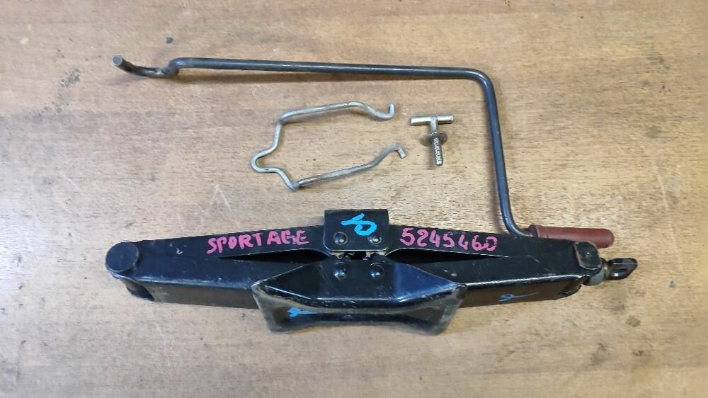 Домкрат для Kia Sportage I 0K01A37790A