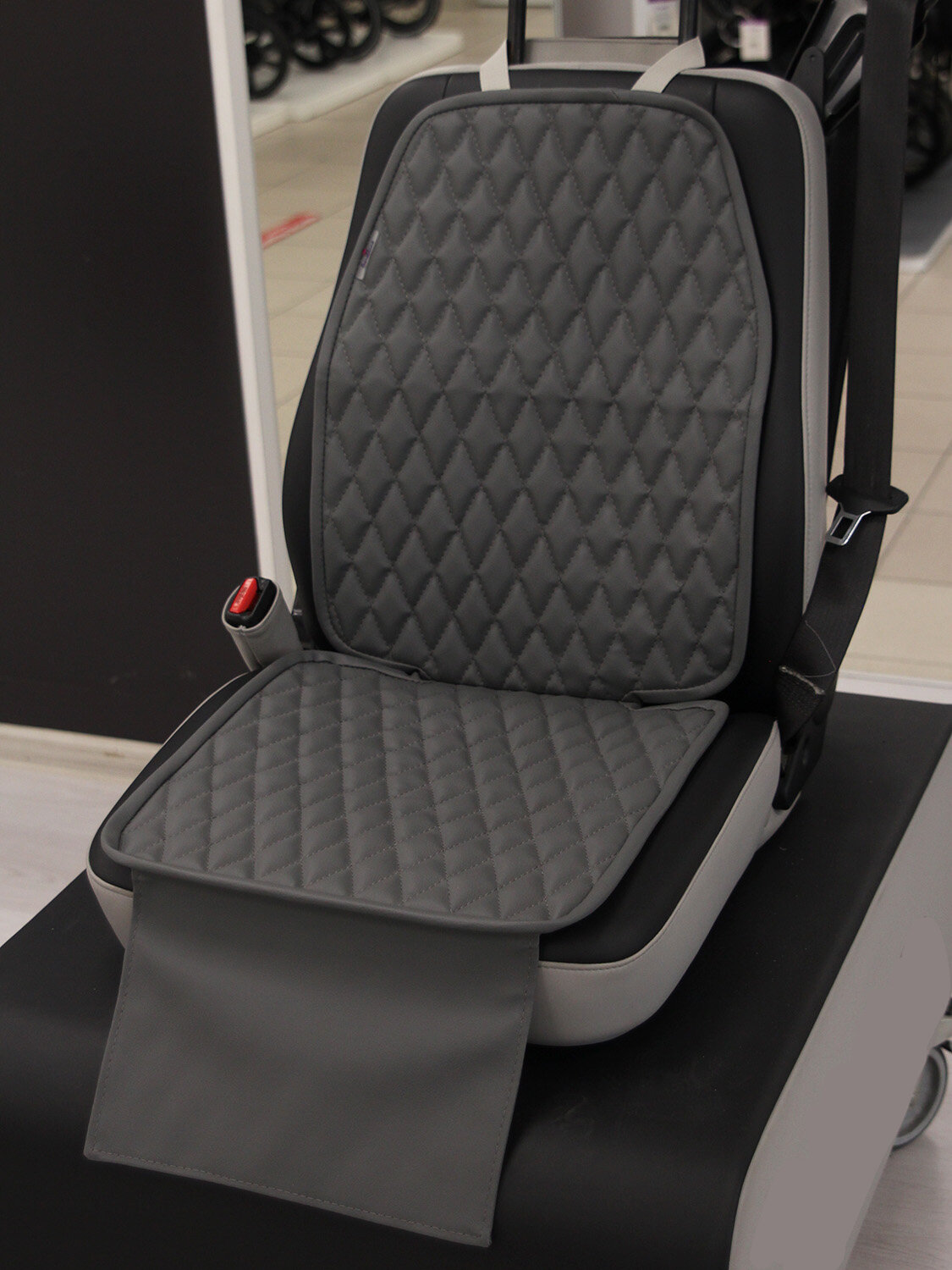 Защита сиденья под детское автокресло Fiorellino UnderSeat серый