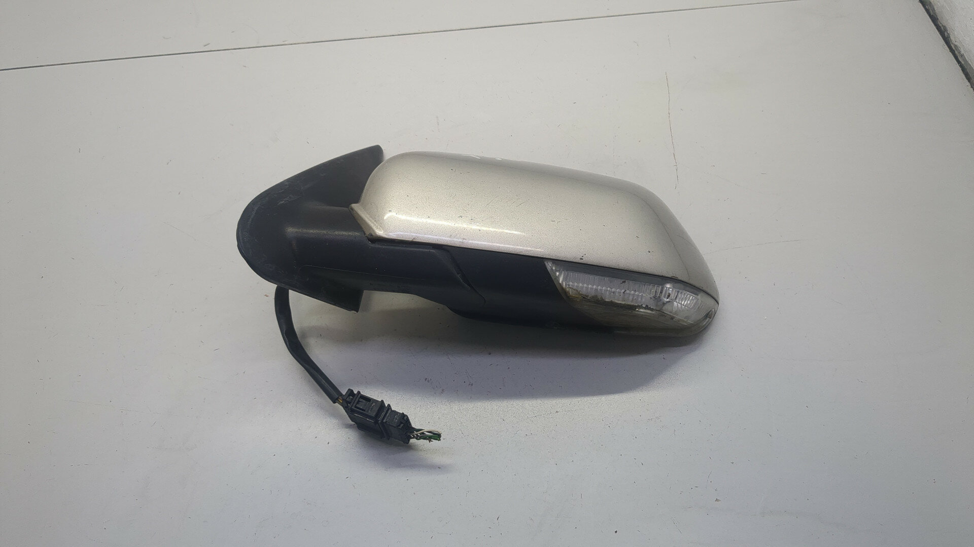 Зеркало боковое левое Skoda Octavia (A5) Б/У