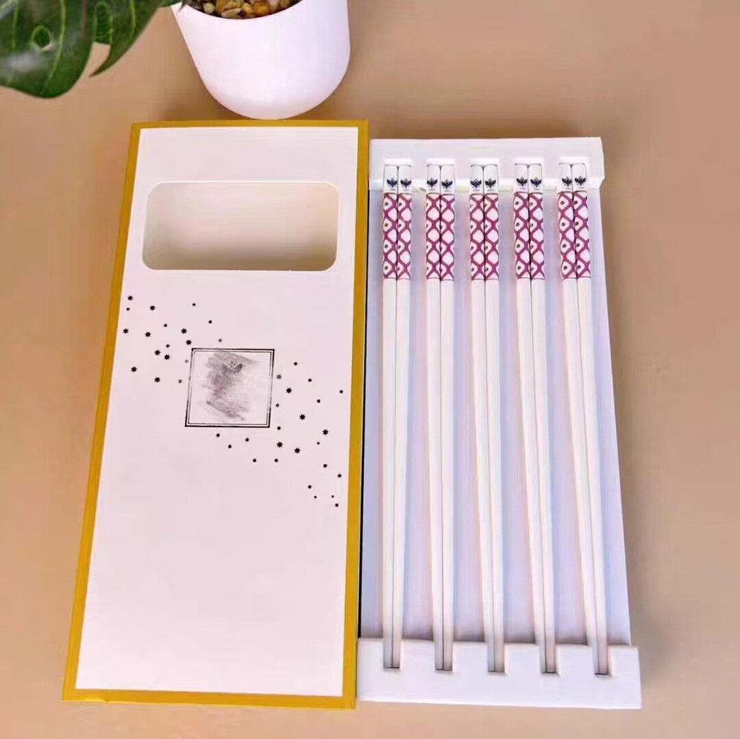 Новые русские королевские костяные фарфоровые палочки, устойчивые к высоким температурам, домашняя посуда, устойчивая к плесени, 10 пар, палочки с алмазным узором для отеля