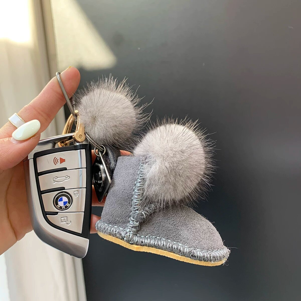 【Брелок для сапог】Брелок для ключей от машины в виде сапог из натурального меха норки, персонализированный и изысканный