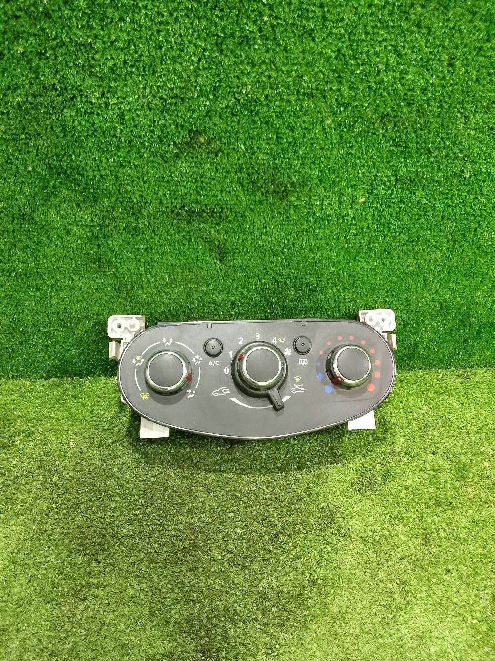 Блок управления отопителем Лада Х-Рей Б/У с пробегом