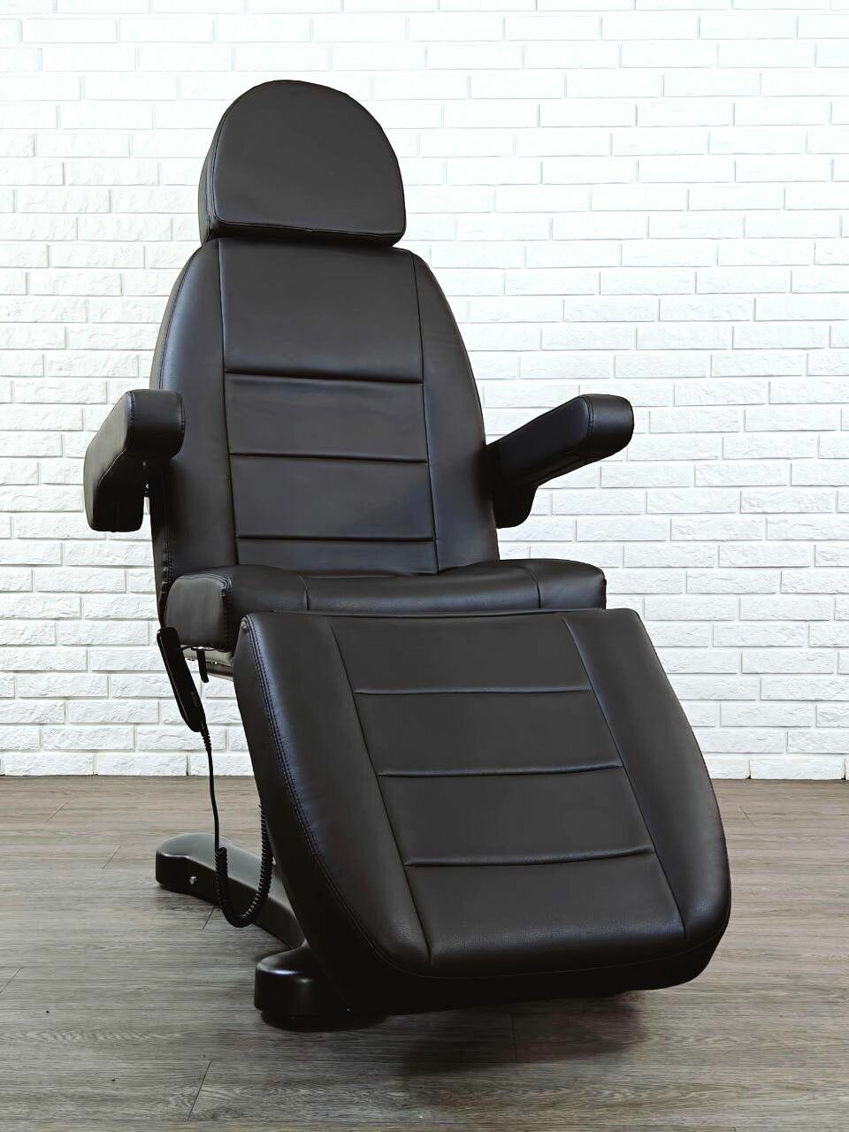 Косметологическое кресло Black Edition, 4 мотора