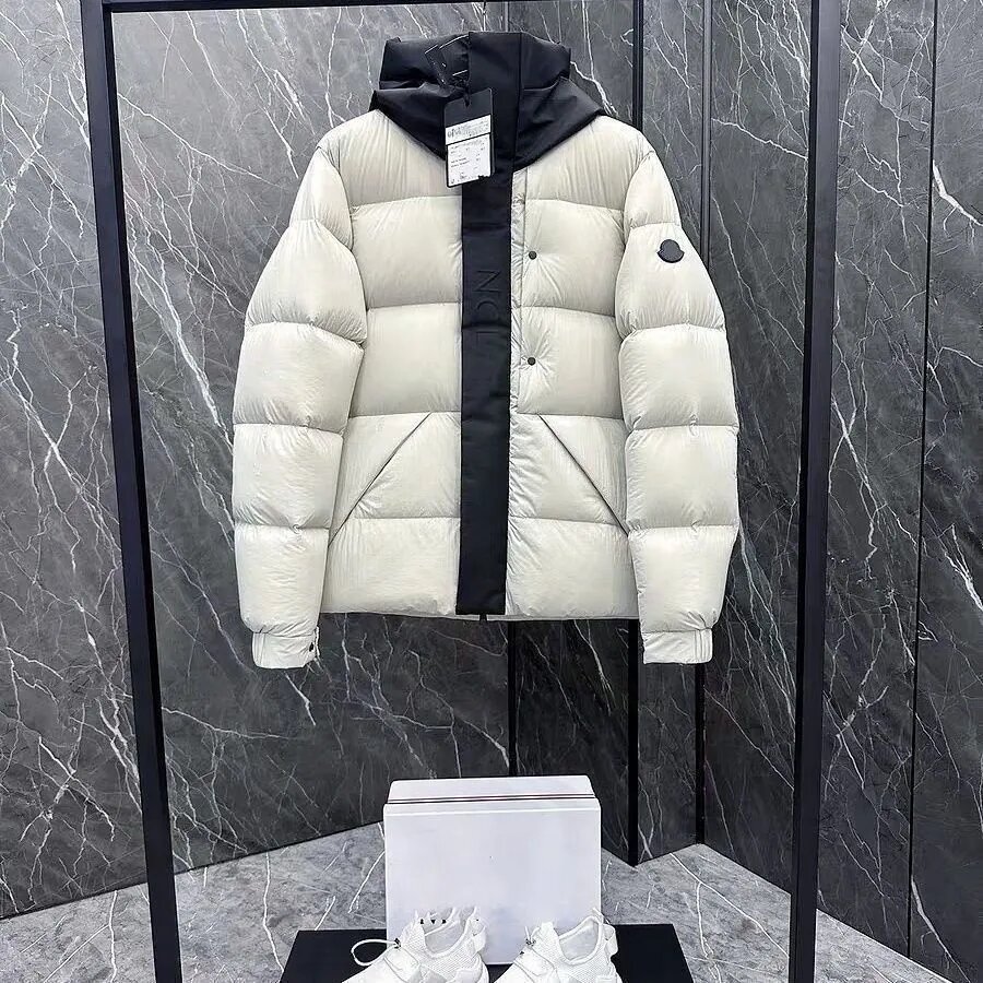 Пуховик MONCLER