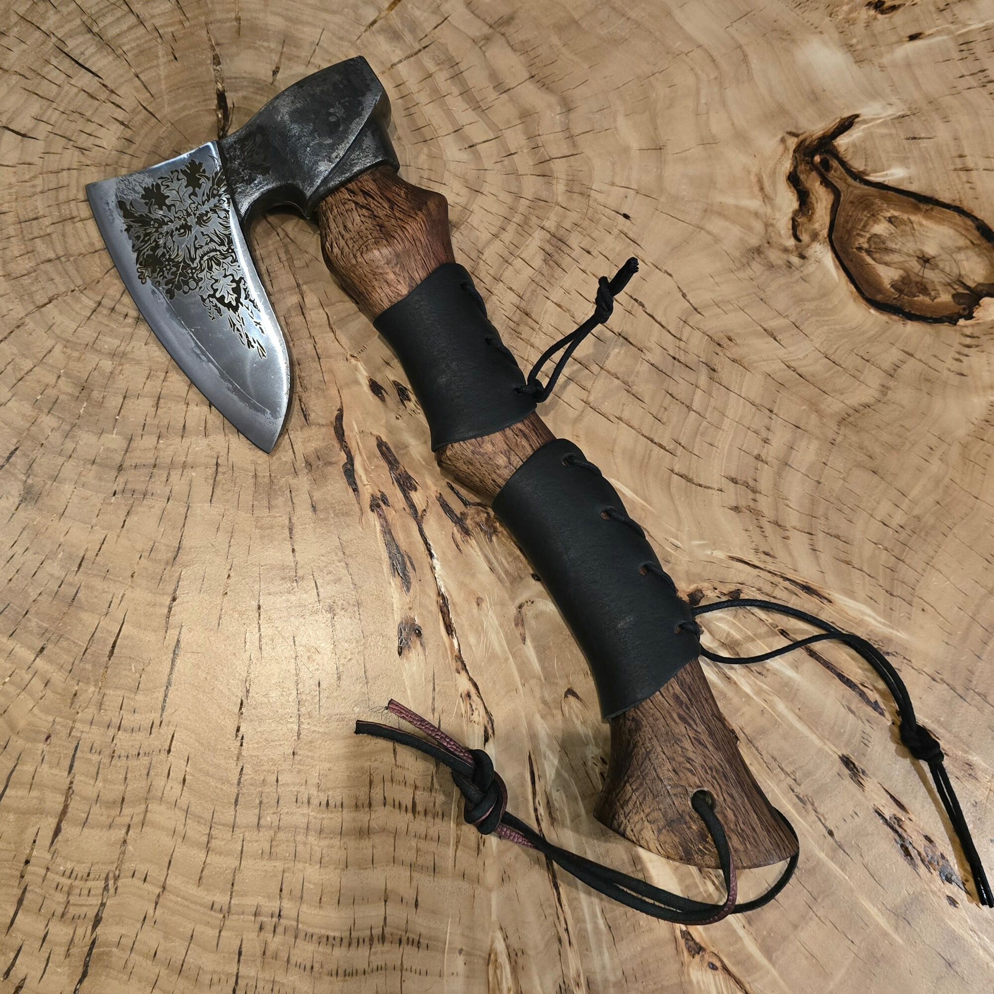 Топор Леший, сталь 65Г, рукоять дуб