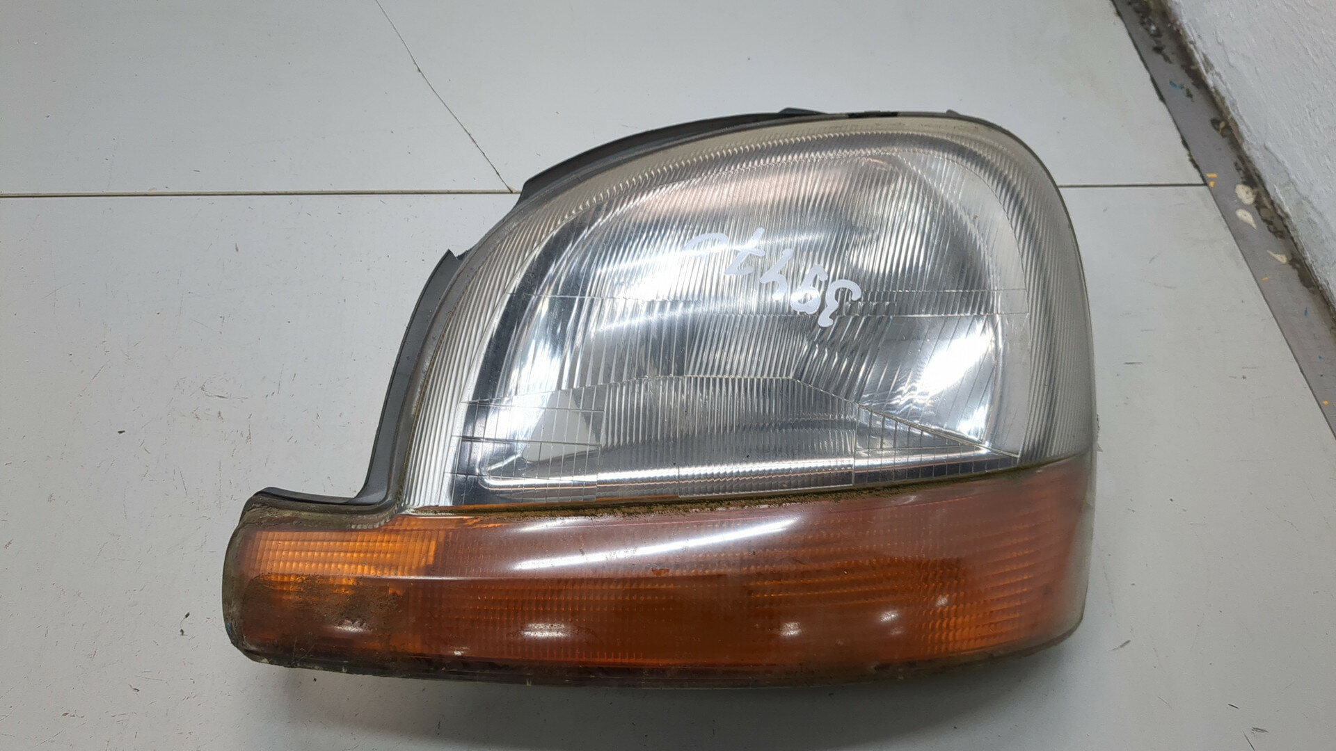 Фара (передняя) левая Renault Kangoo Б/У