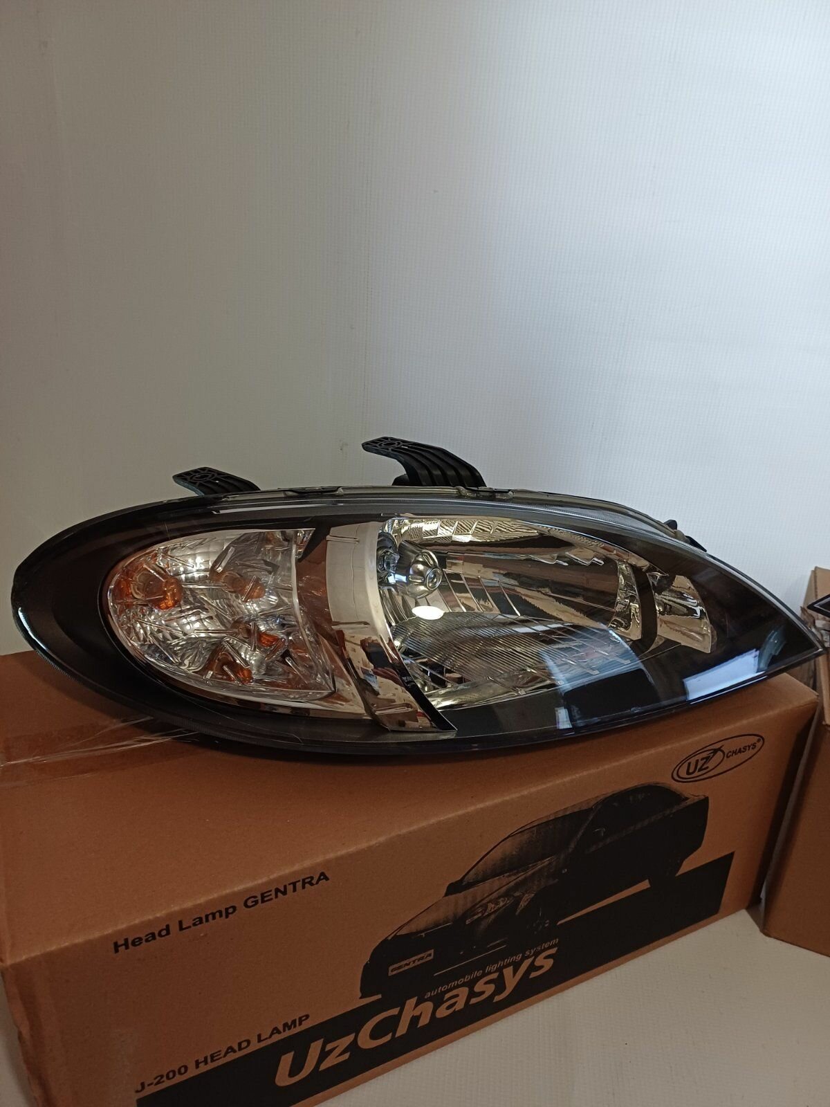 Фара правая шевроле Лачетти хетчбек CHEVROLET LACETTI HBK DAEWOO GENTRA RAVON GENTRA