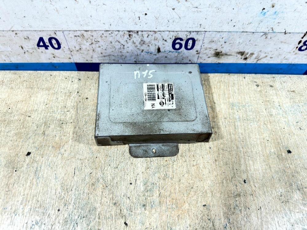 Блок управления двигателем Nissan Almera N15 237102N305