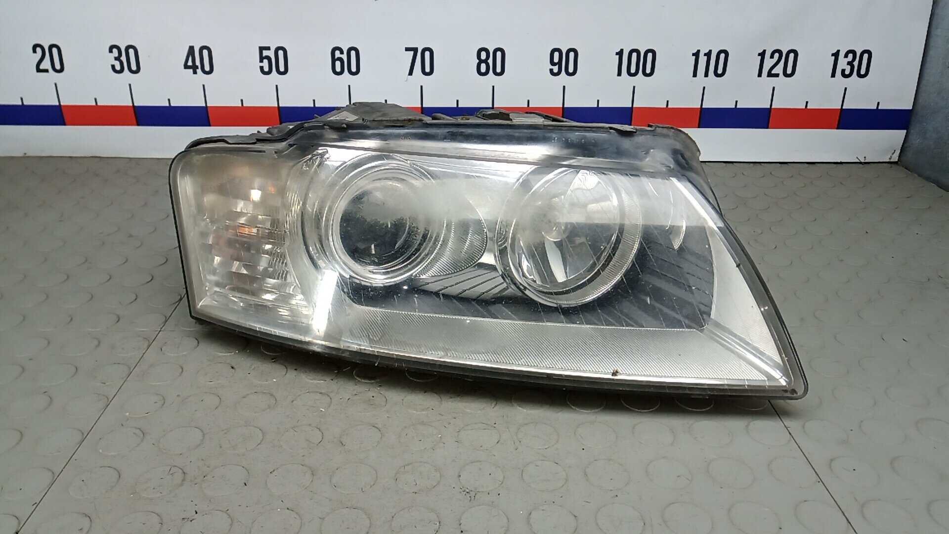 Фара правая AUDI A8 D3, Номер 4E0941030