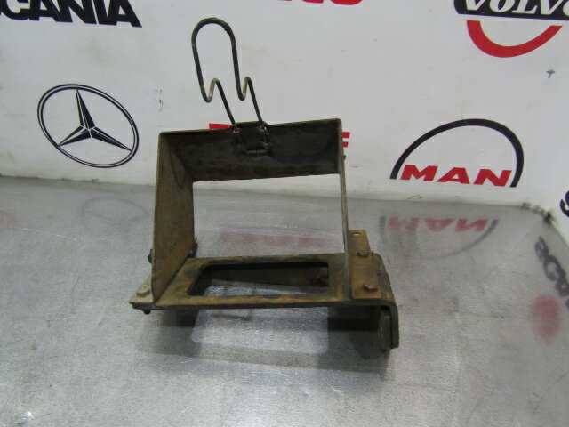 Кронштейн противооткатного упора слева Scania P, R, G