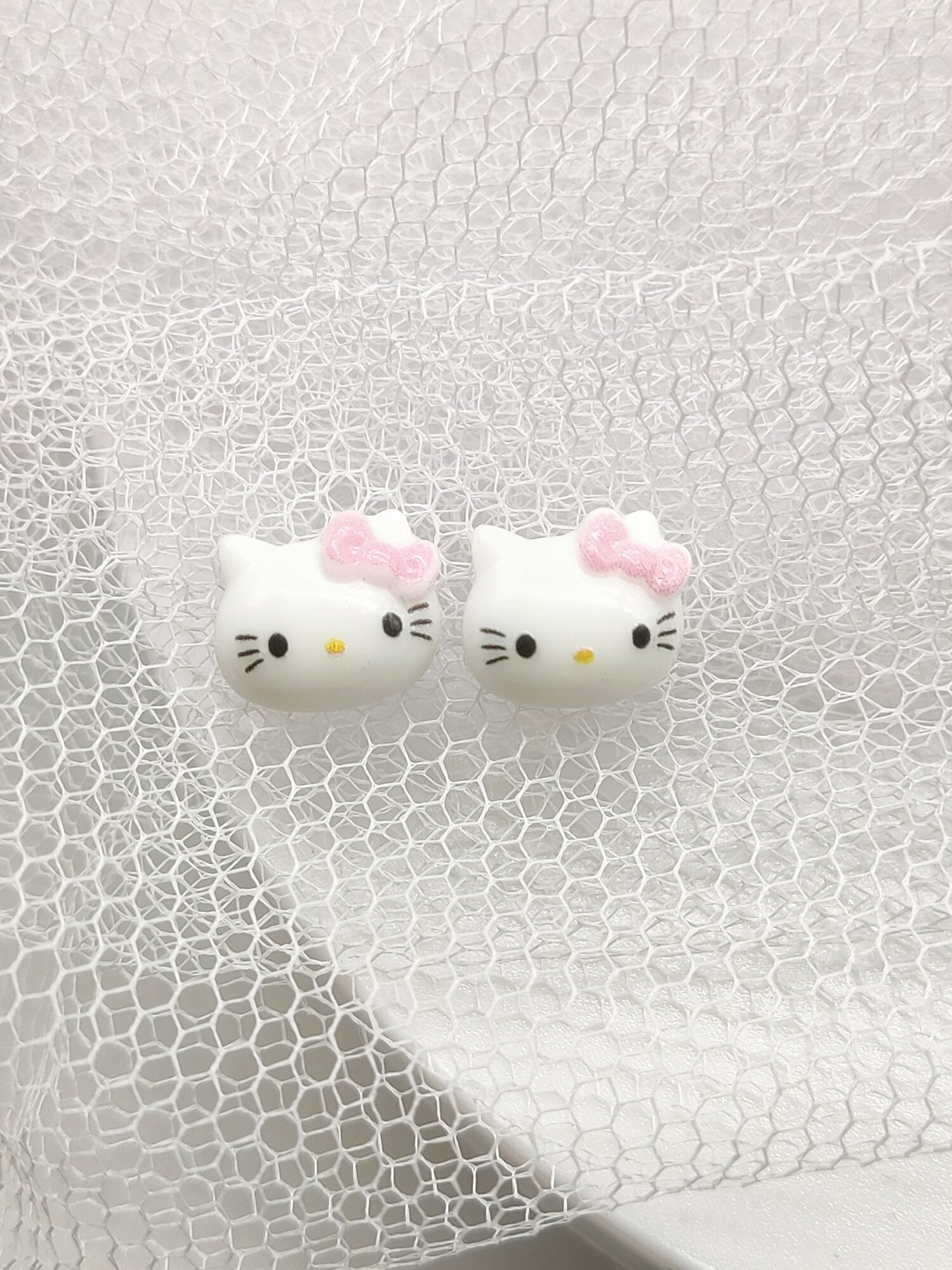 Серьги пусеты, акрил