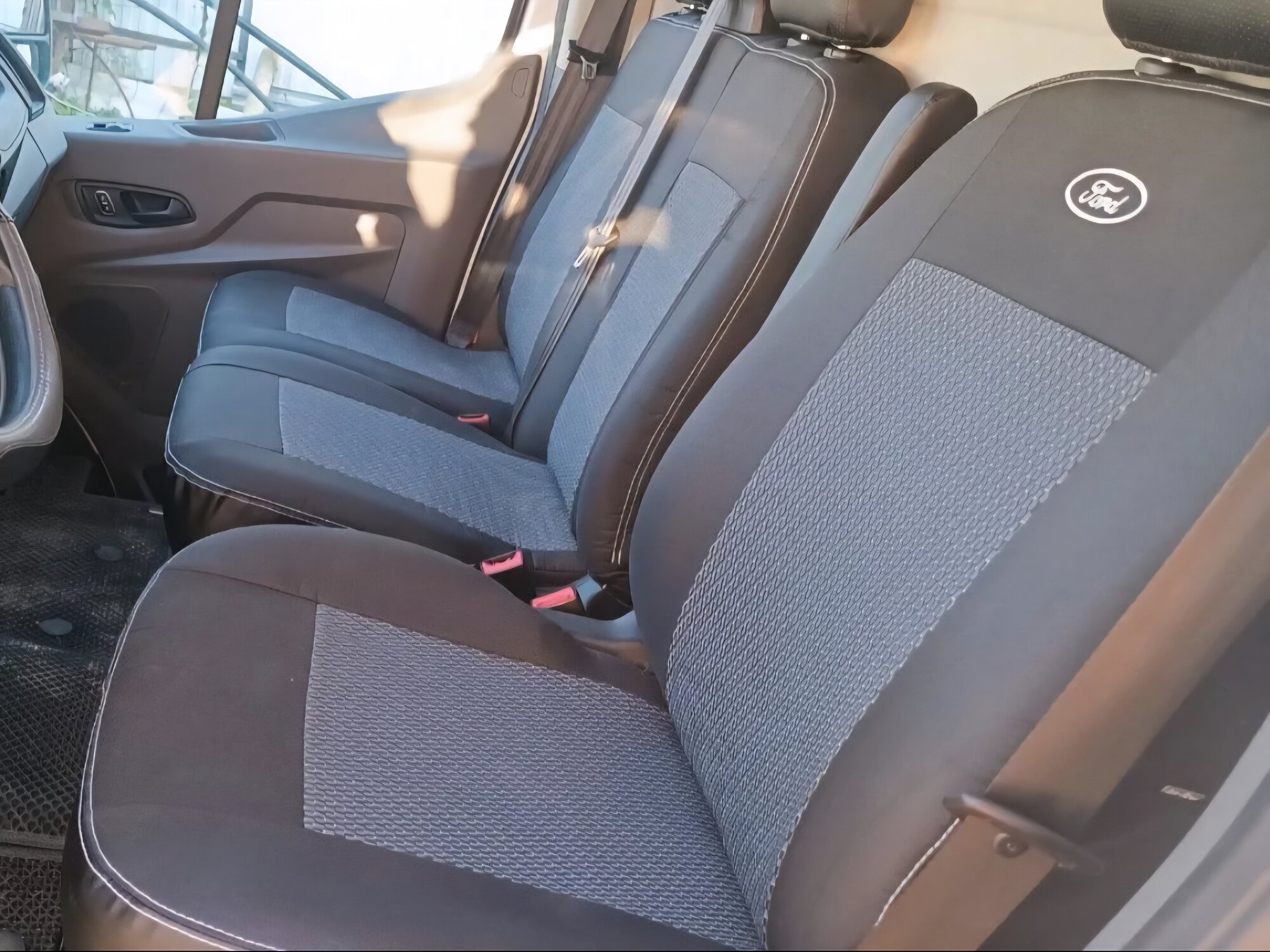 Чехлы на сиденья Ford Transit VIII с 2014 г. /Форд Транзит VIII с 2014 г. на 3 места. Ткань Жаккард