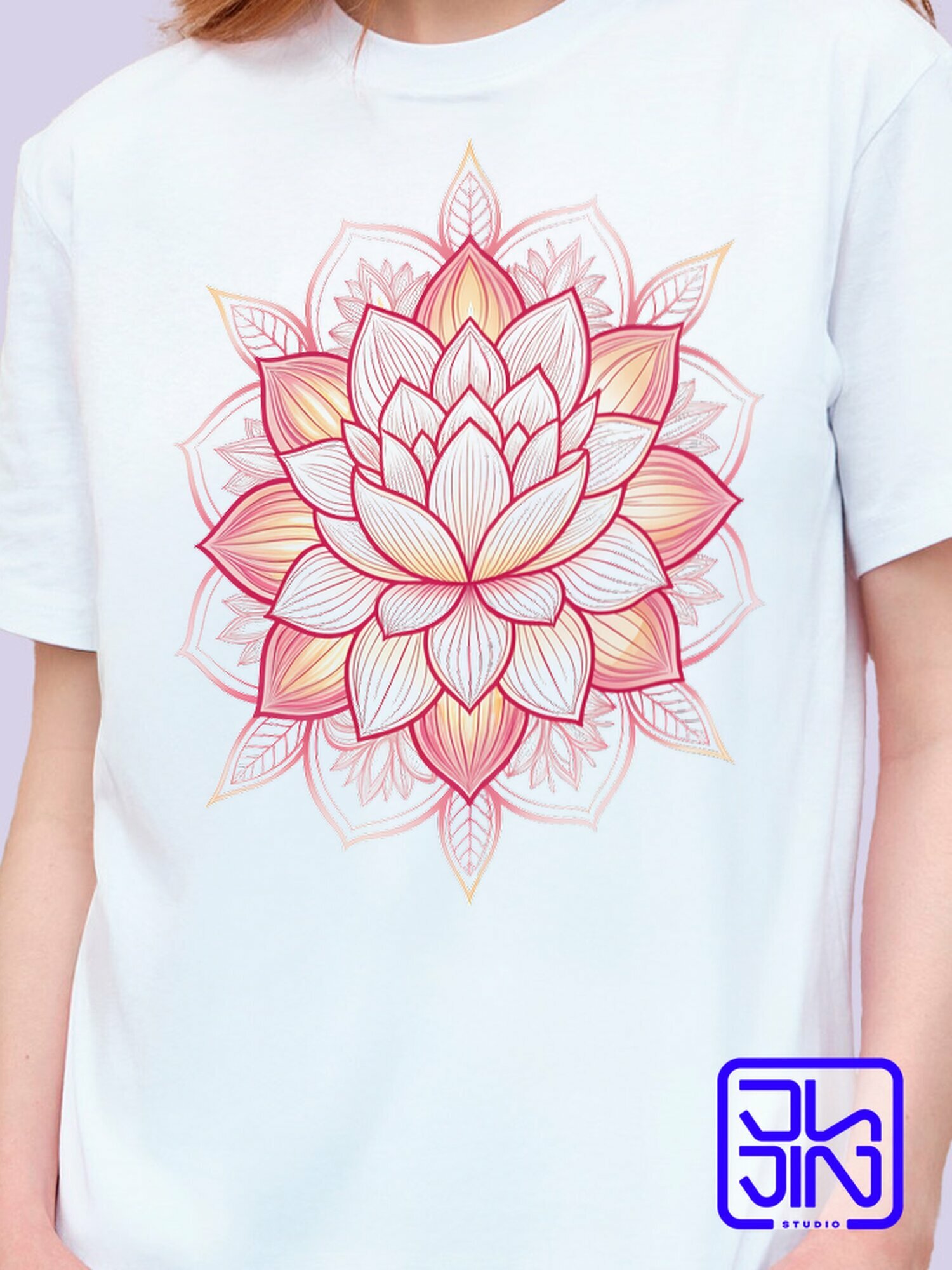 Футболка классическая женская с авторским принтом Нежно розовая геометрическая мандала с цветочными лепестками лотоса, белый хлопковый трикотаж с прикольным рисунком на груди