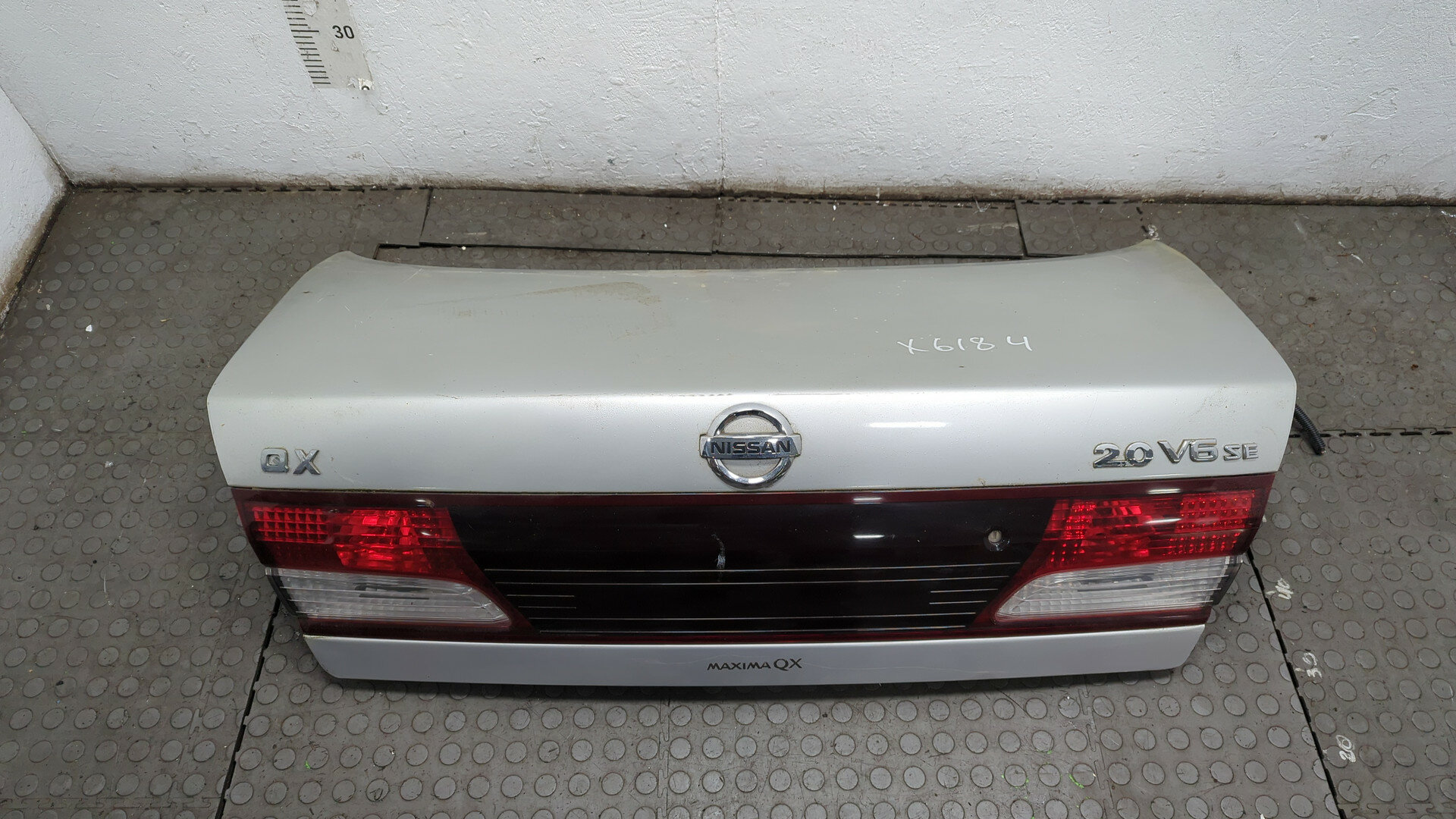Крышка (дверь) багажника Nissan Maxima A32 QX Б/У