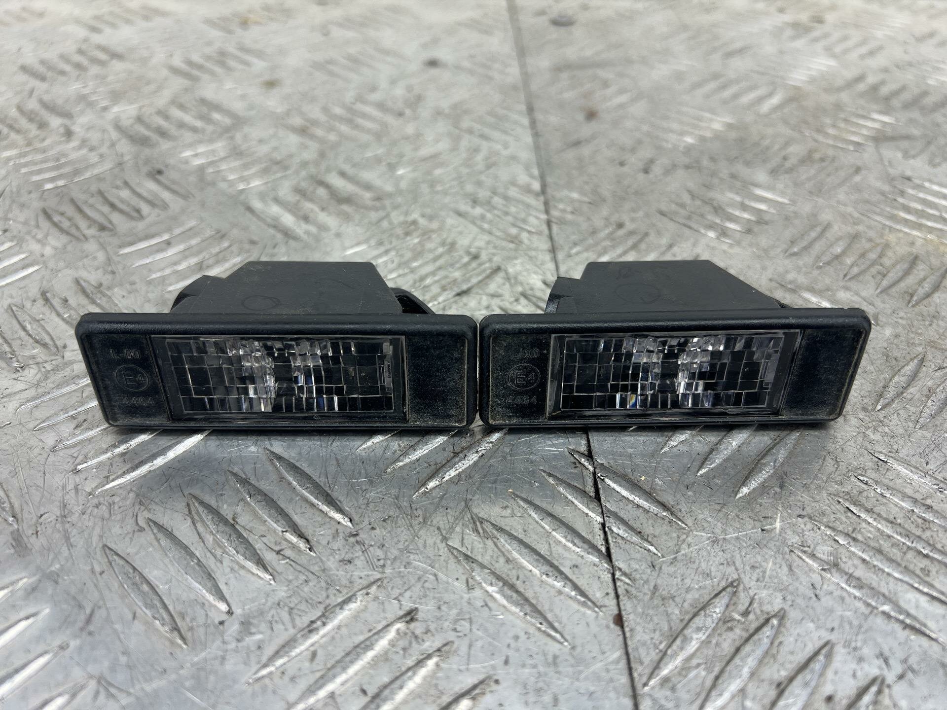 Подсветка номера Nissan Juke F15 рест. (2014 - 2020) 25300100