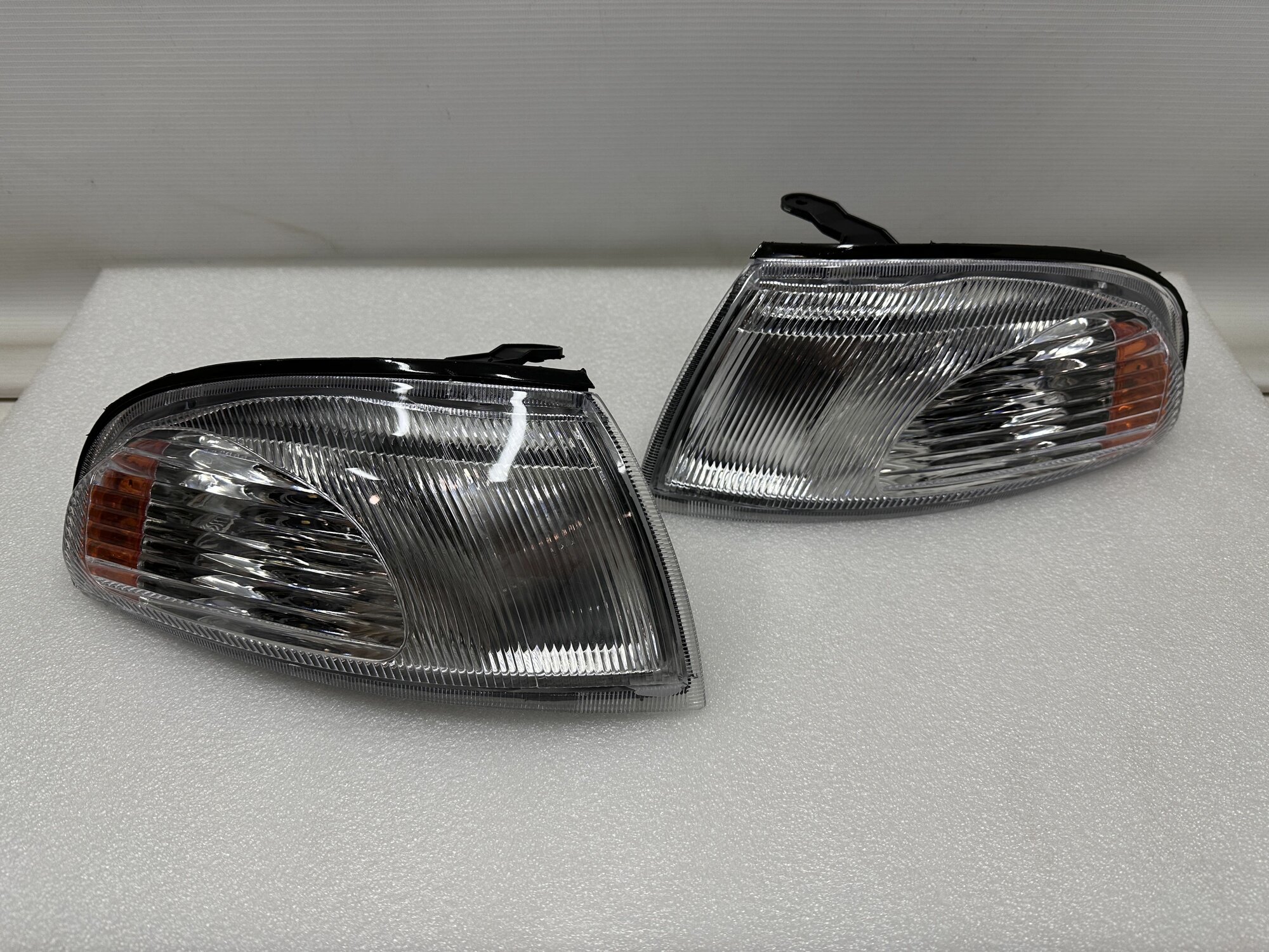 Фары автомобильные