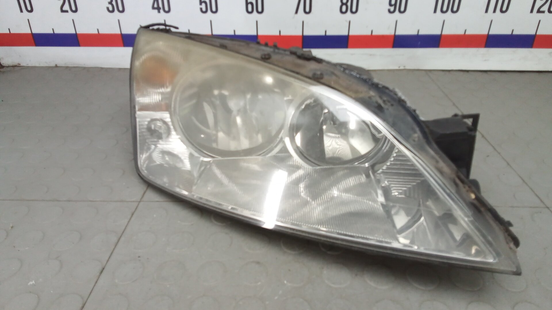 Фара правая FORD MONDEO 3
