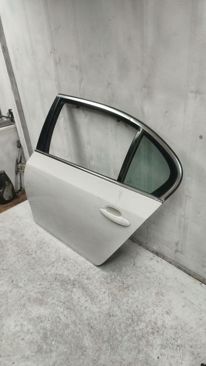 Дверь задняя левая BMW 5 E60/E61 рест. 2010