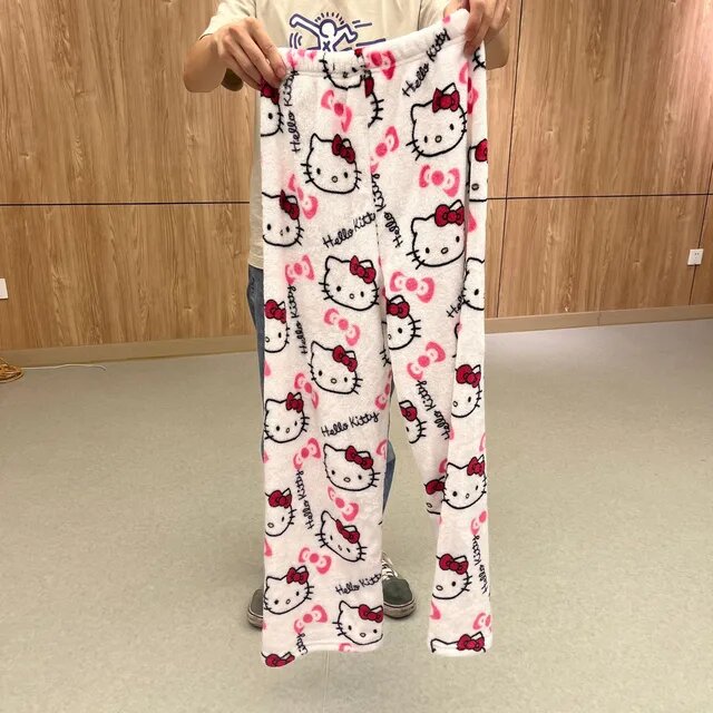 Новая пижама Hello Kitty 2026 года, модные фланелевые брюки с Человеком-пауком, милые шерстяные повседневные домашние брюки с мультяшным рисунком для женщин, зимняя одежда.