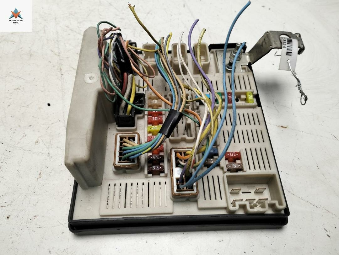 Блок предохранителей Renault Megane 2 2005