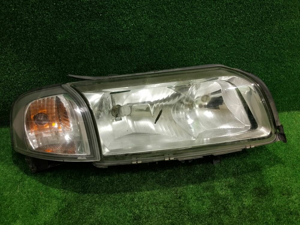 Правая фара Volvo S80 Б/У с пробегом