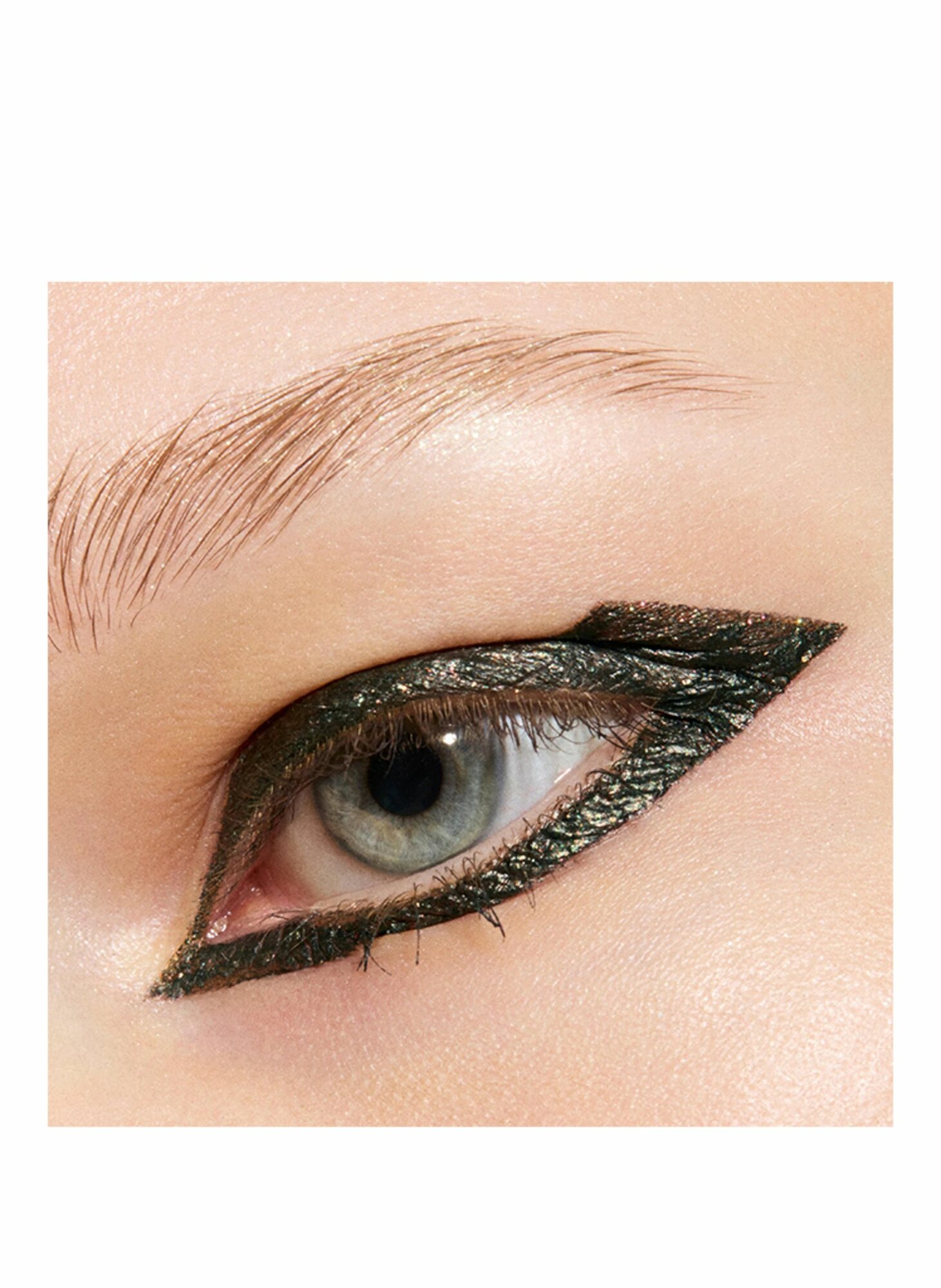 M.A.C подводка для глаз PRISMATICA LIQUID EYELINER 2 г, оттенок NIGHTLILY