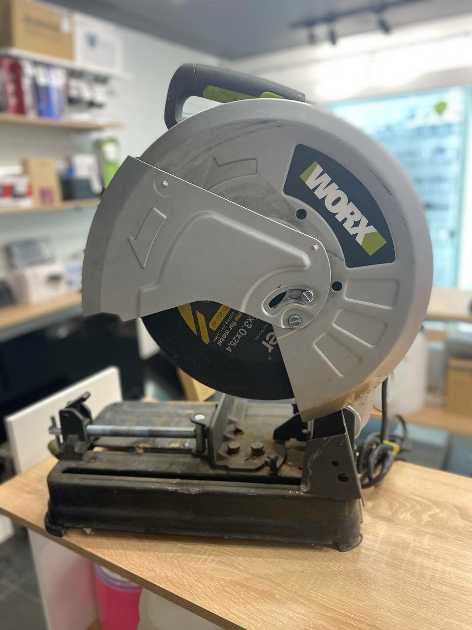 Монтажная пила WORX Professional WU763