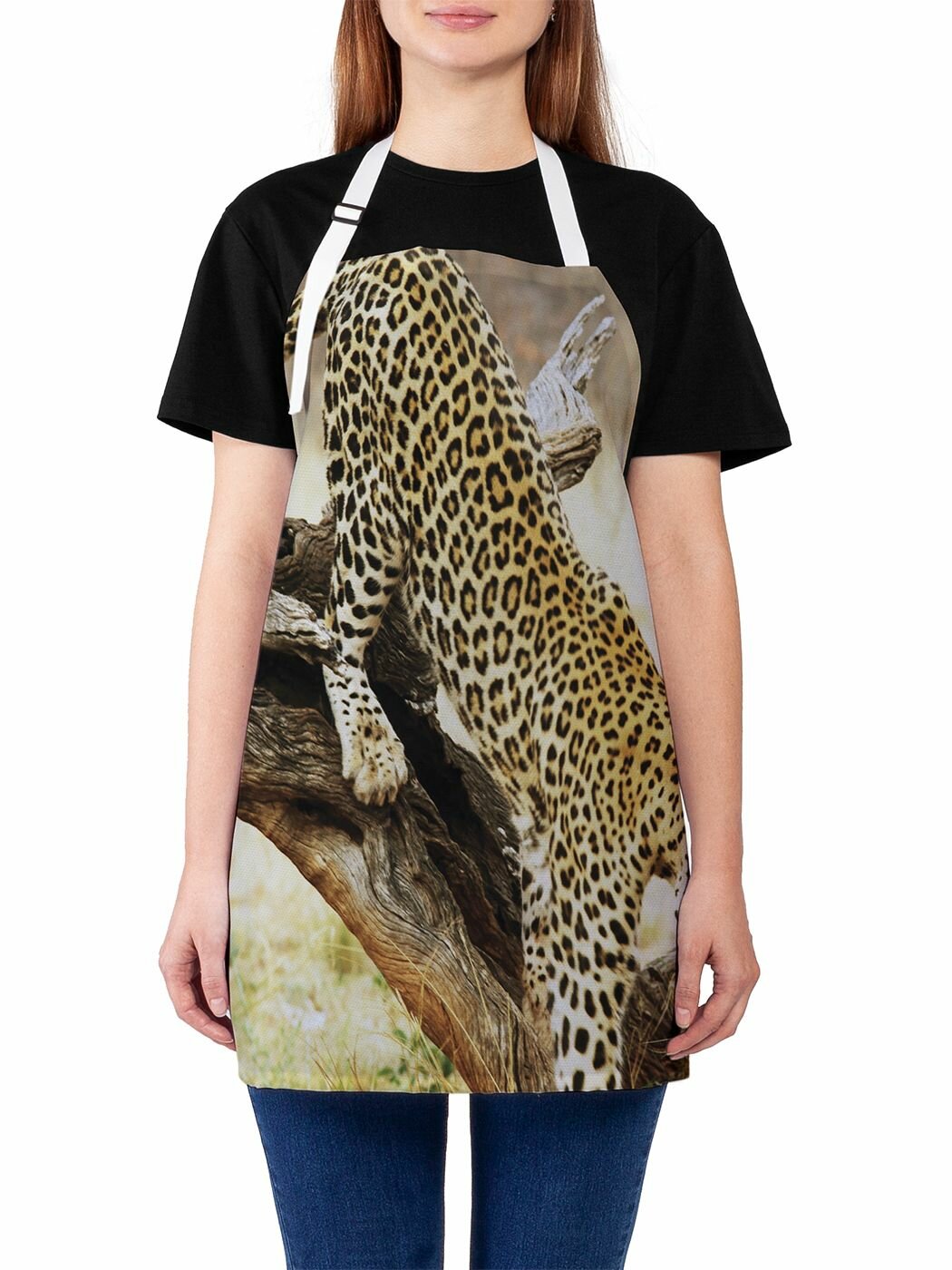 Фартук для кухни тканевый "Леопард на дереве" / водоотталкивающий, универсальный размер , JoyArty