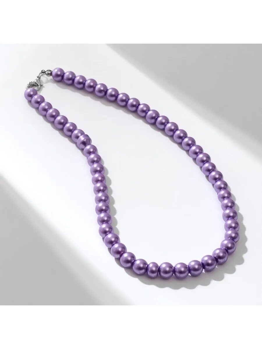 Бусы, пластик