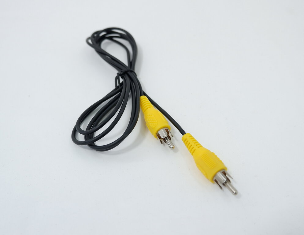 Аудио - видео кабель универсальный RCA (M) - RCA (M) тюльпан длина — 1 метр композитный аудио видео сигнал