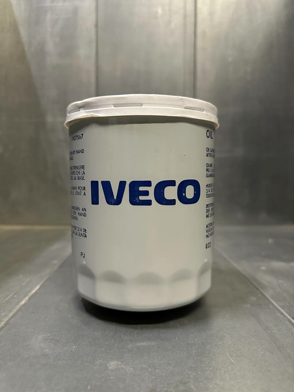 1907567 фильтр масляный IVECO
