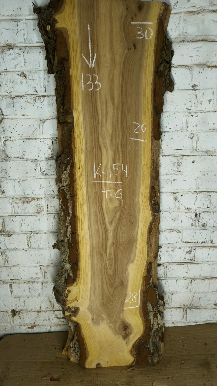 Слэб дерева карагач К154, выровнен в плоскости, влажность 8-10%