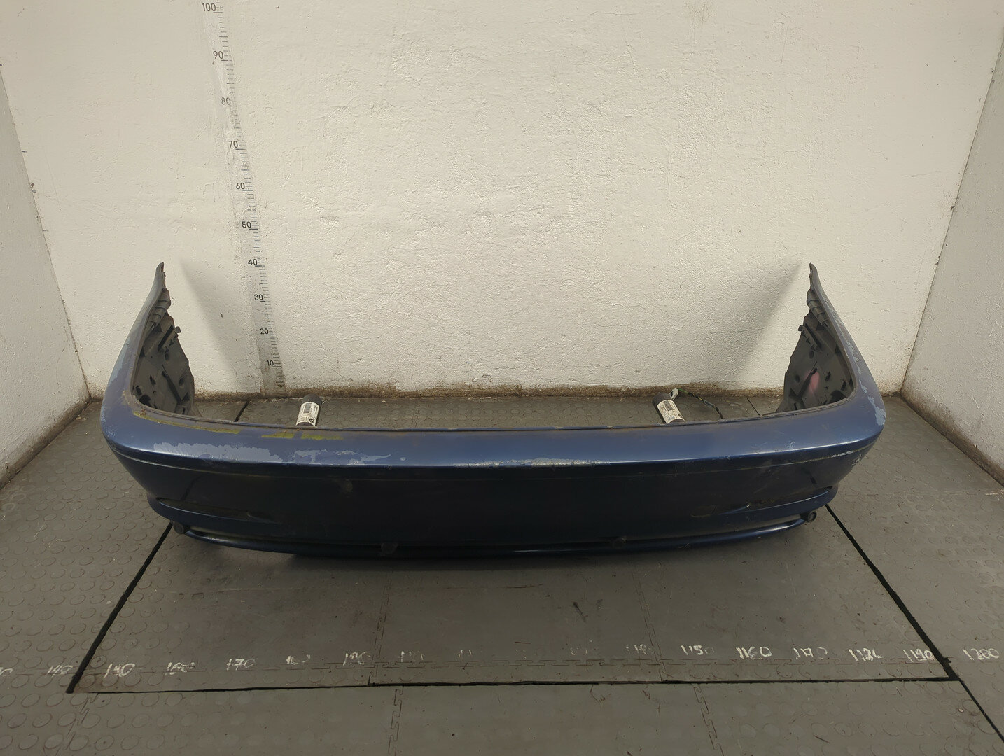 Бампер задний BMW 3 E46 Б/У