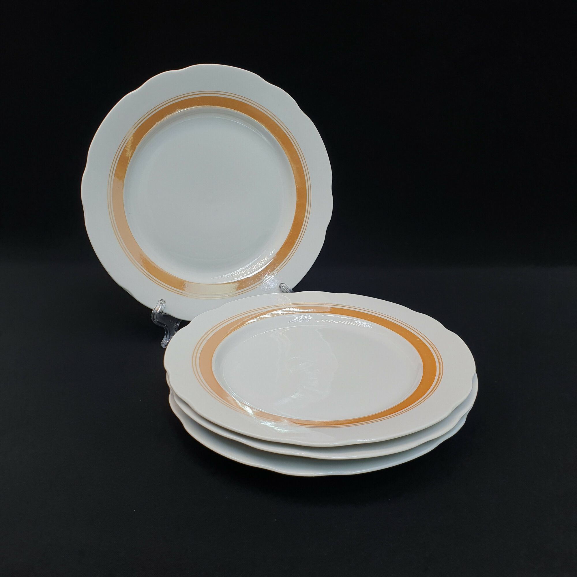 Винтажный набор из 4 десертных тарелок Дулево, фарфор 195 мм, СССР