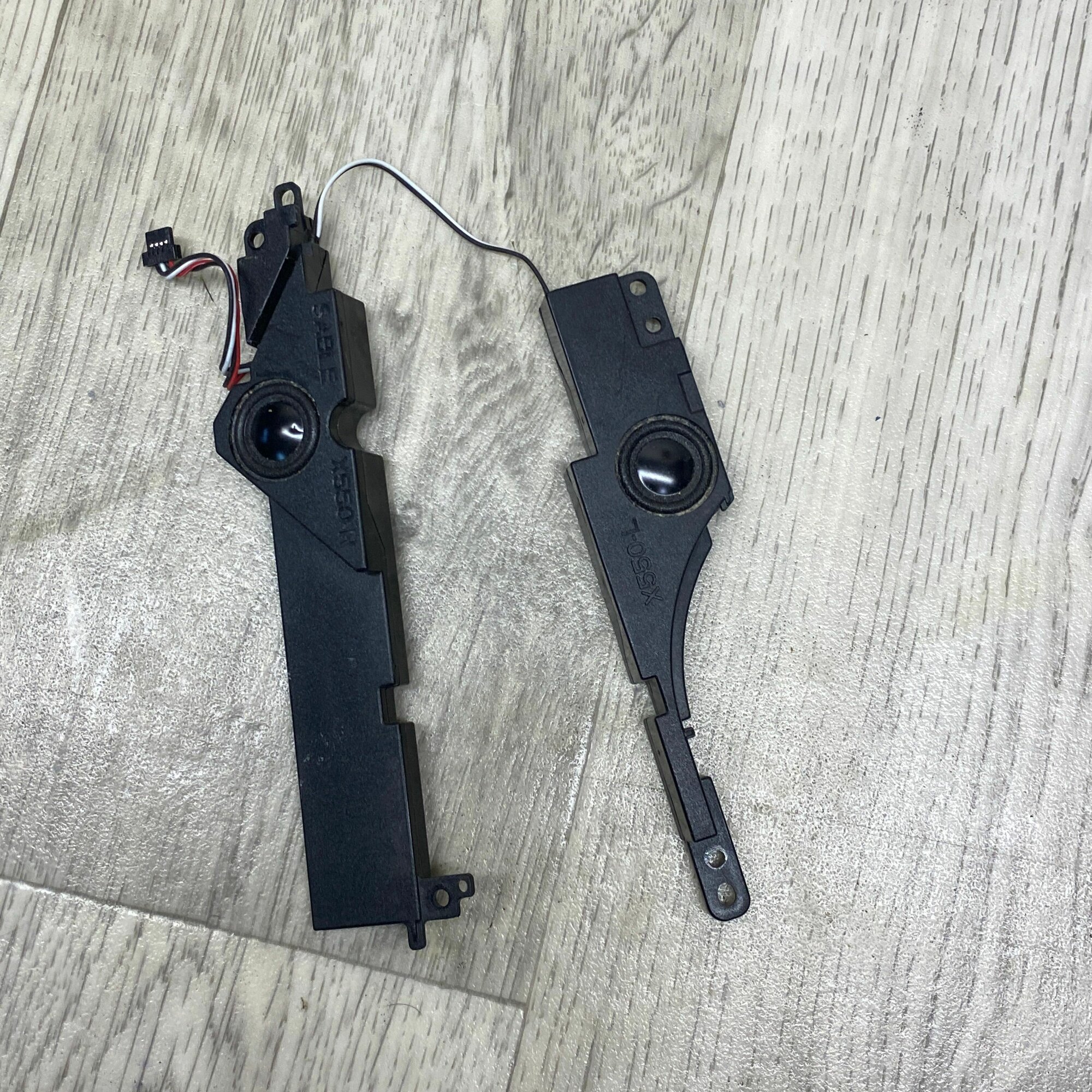 Динамики Asus X550D