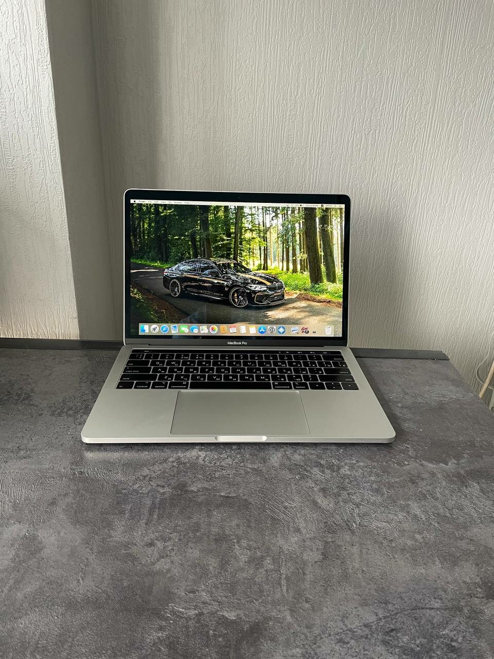 Ноутбук Apple MacBook Pro 13 2019, Intel Core i7 2.8 ГГц, RAM 16 ГБ LPDDR3, SSD 512 ГБ, Intel Iris Plus Graphics 655