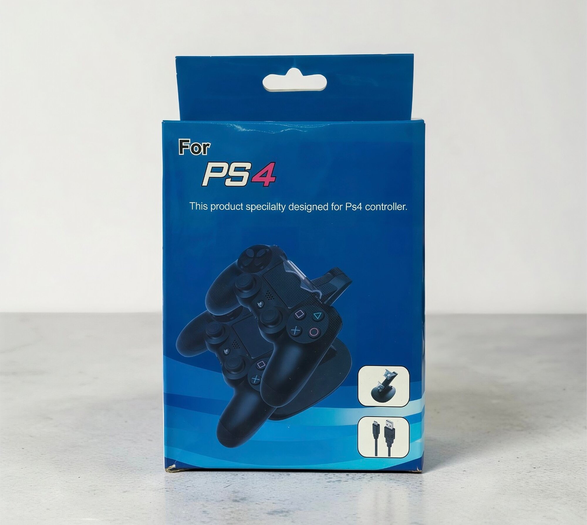 Зарядная станция для двух геймпадов DualShock для Playstation 4