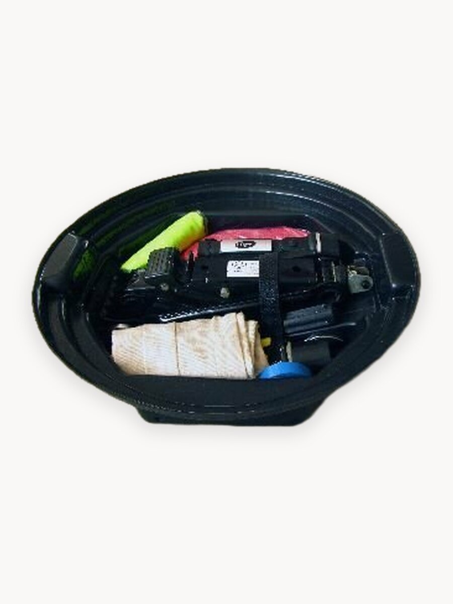 Органайзер в запаску 14". Пластиковый органайзер в запасное колесо размером 14 дюймов.