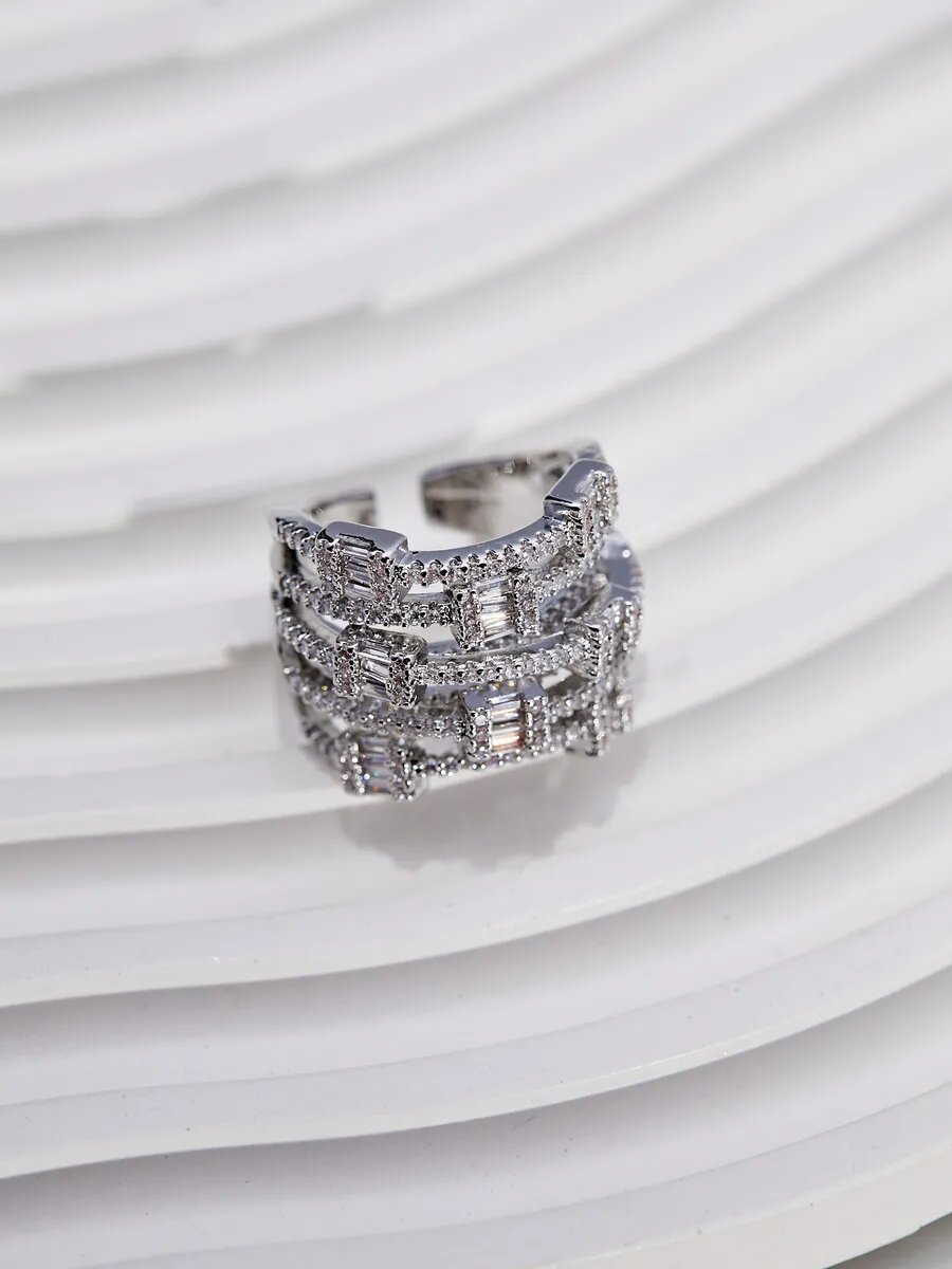 Кольцо, кристалл, фианит, циркон