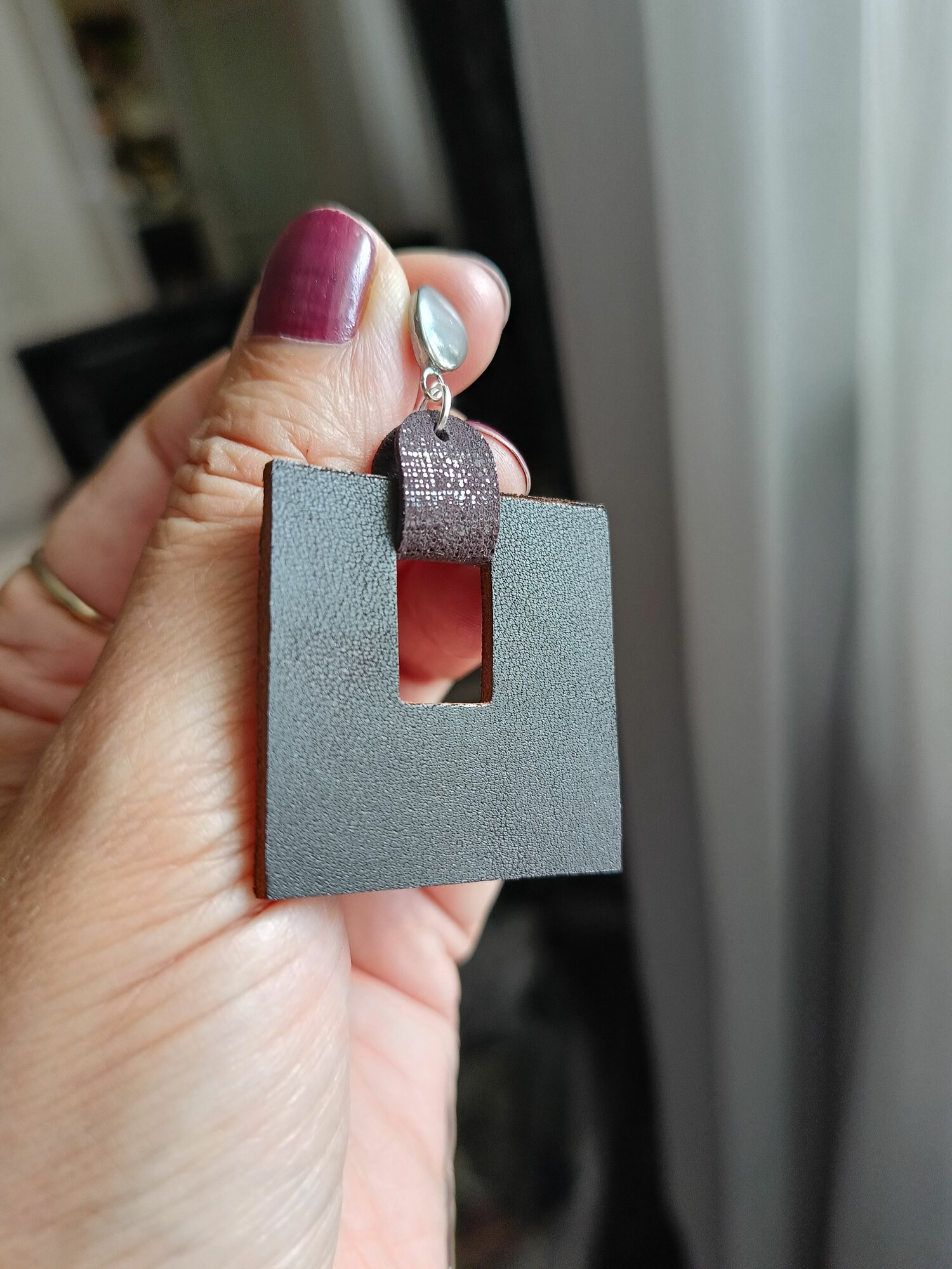 Серьги пусеты