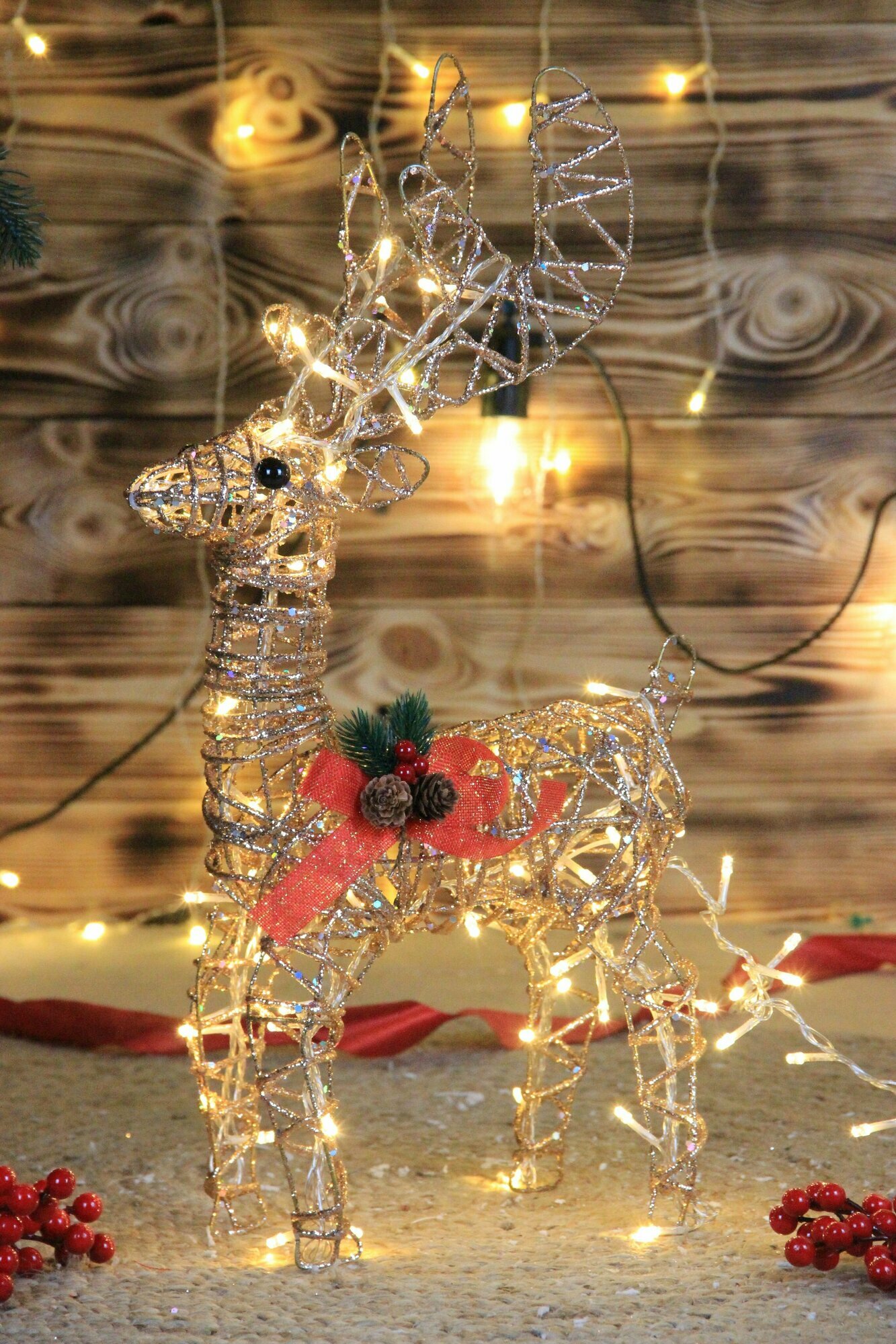 Новогоднее украшение Олень из проволоки светодиодный, 40см, бронзовый