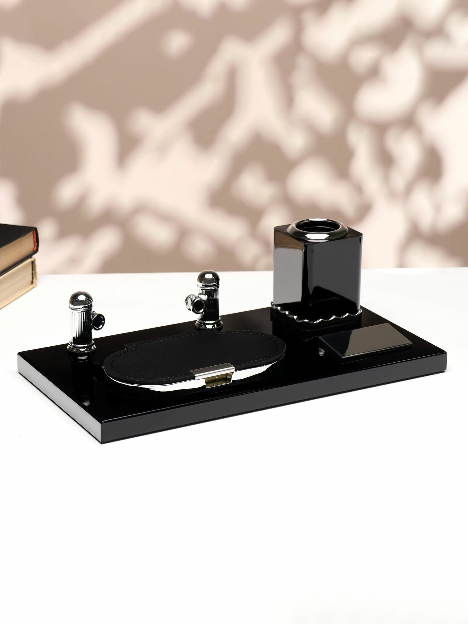 Набор настольный канцелярский, 4 в 1, цвет: чёрный, тип набора: подставка-органайзер