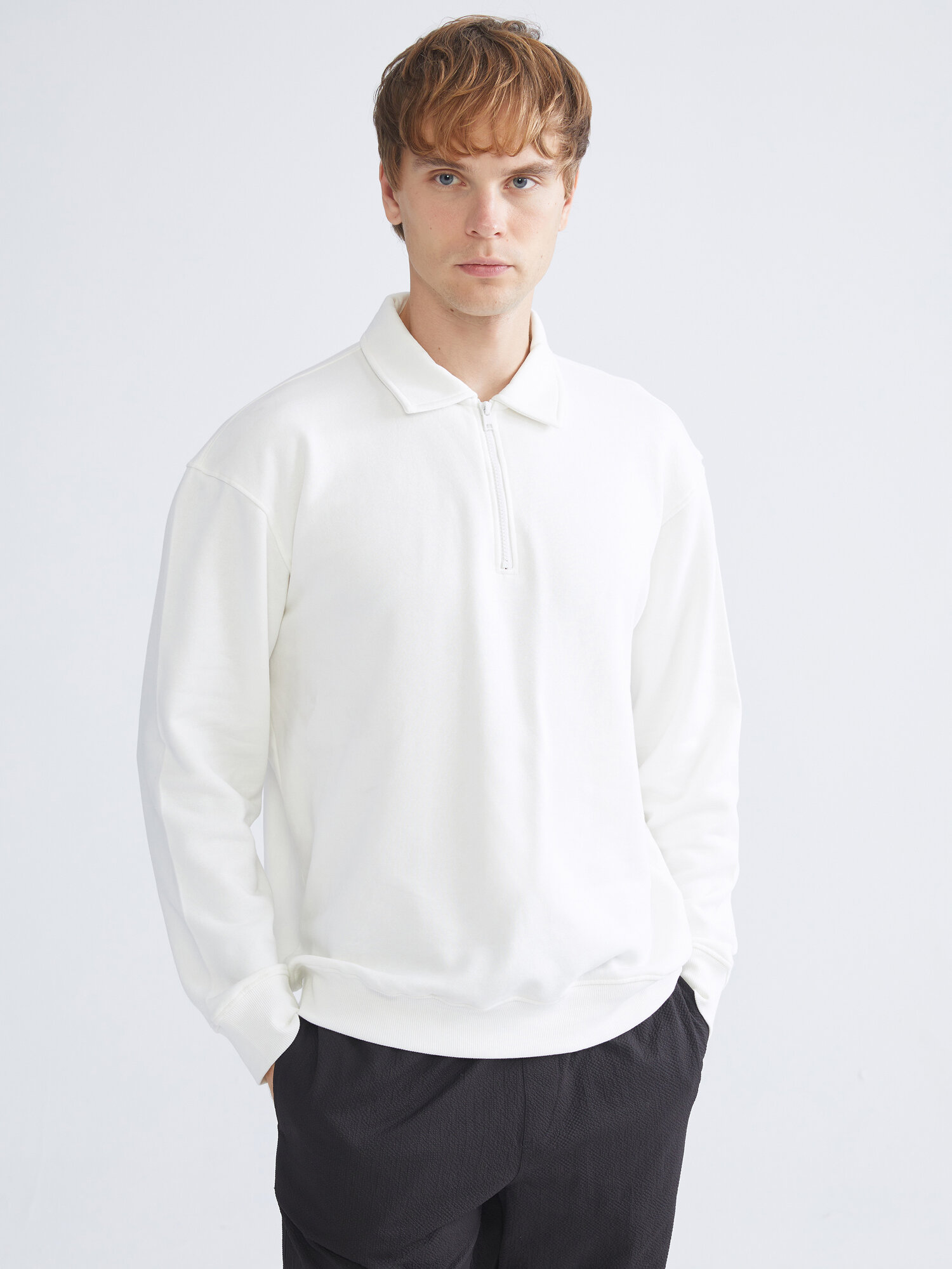 Свитшот спортивный