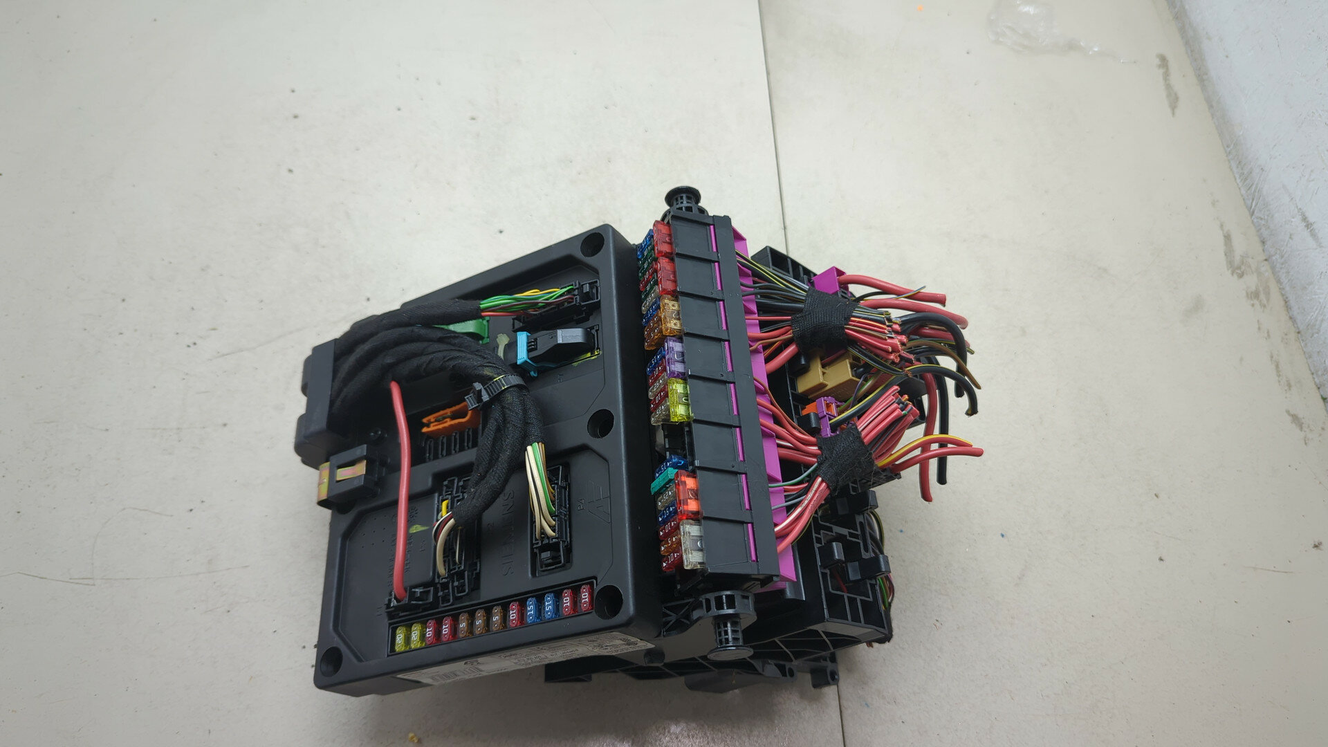 Блок предохранителей Ford Galaxy Б/У