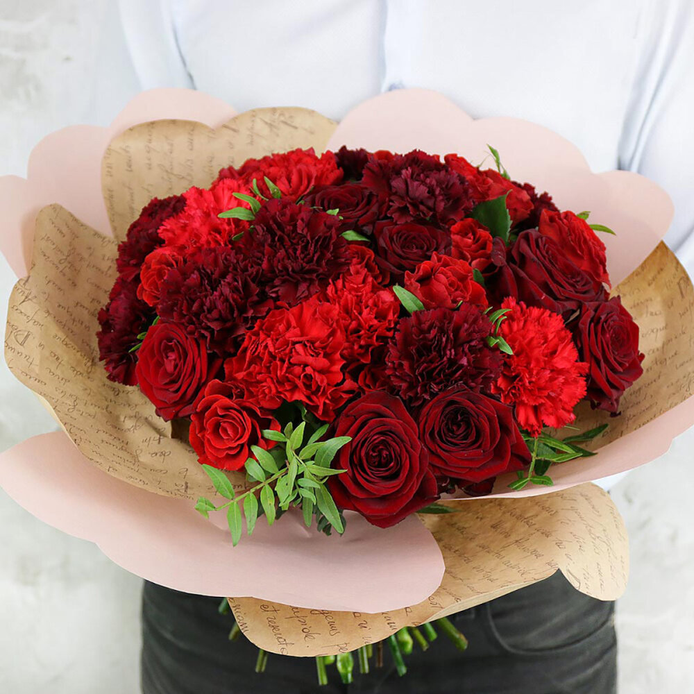 Букет "Букет Маркет", гвоздики, розы, фисташка, 60 см, разноцветный