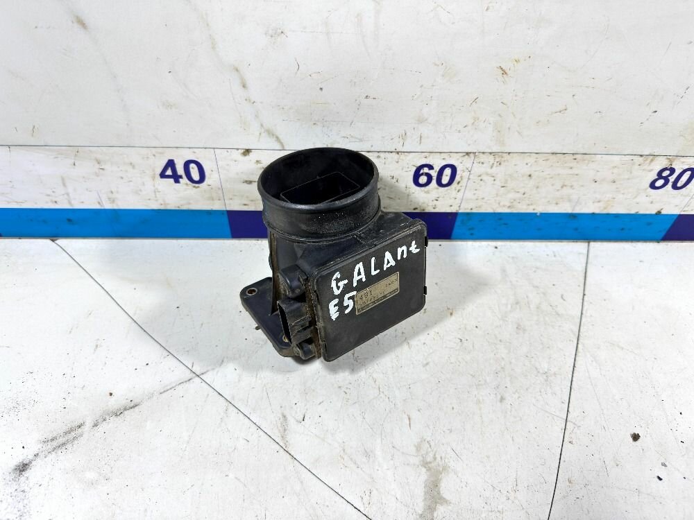 Расходомер воздуха Mitsubishi Galant VIII MD336481